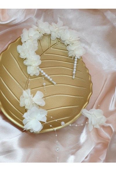 Melkady 260 - İncili Çiçekli Küpeli Taç