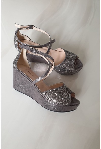 Topukla Kadın Feta Taşlı Ayakkkabı 036 4176