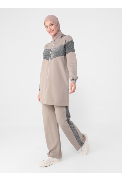 Refka Sim Detaylı Şık Ikili Eşofman Takımı - Açık Vizon - Refka Woman Refka Sim Detaylı Şık Ikili Eşofman Takımı - Açık Vizon - Refka Woman