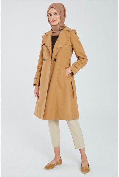 Zühre Toka ve Düğme Kapamalı Camel Trençkot 12087