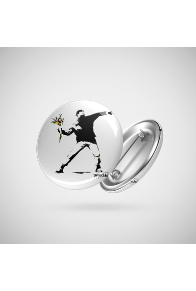 Fizello Banksy Flower Thrower Rozet Fizello Banksy Flower Thrower Rozet