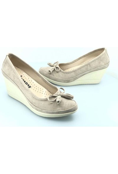 Ayakdaş 845 Kadın Dolgu Taban Klasik Ayakkabı