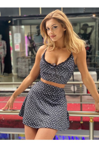 Pink and pink Dantel Detaylı Micro Kumaş Ikili Etekli Takım