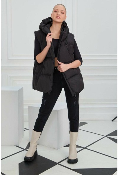 Noa Noa Kapüşonlu Oversize Boyfriend Şişme Yelek Noa Noa Kapüşonlu Oversize Boyfriend Şişme Yelek