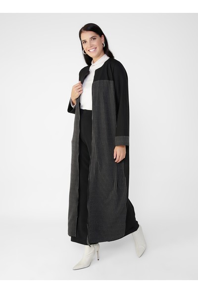 Alia Büyük Beden Fermuarlı Çizgili Ferace Kap - Siyah - Alia