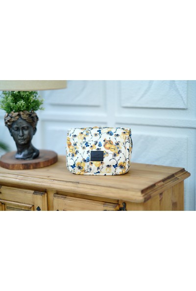 Guru Bags Capella Su Geçirmez Makyaj Çantası