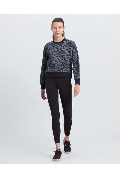 Skechers W Printed Sweatshirt Kadın Siyah Sweatshirt - S212057-001 Skechers W Printed Sweatshirt Kadın Siyah Sweatshirt - S212057-001