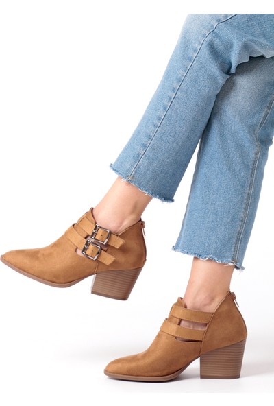 Bej Ayakkabı Kadın Side Toka Ayarlı Arkadan Fermuarlı Topuklu Ayakkabı Bej Ayakkabı Kadın Side Toka Ayarlı Arkadan Fermuarlı Topuklu Ayakkabı