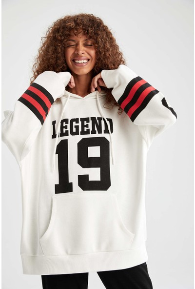 DeFacto Kolej Desenli Oversize Fit Kapüşonlu Uzun Kollu Sweatshirt V6000Az21Au DeFacto Kolej Desenli Oversize Fit Kapüşonlu Uzun Kollu Sweatshirt V6000Az21Au