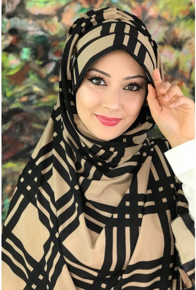Butik Ambar Siyah Ekoseli Açık Kahve Tokalı Şapka Şal Butik Ambar Siyah Ekoseli Açık Kahve Tokalı Şapka Şal