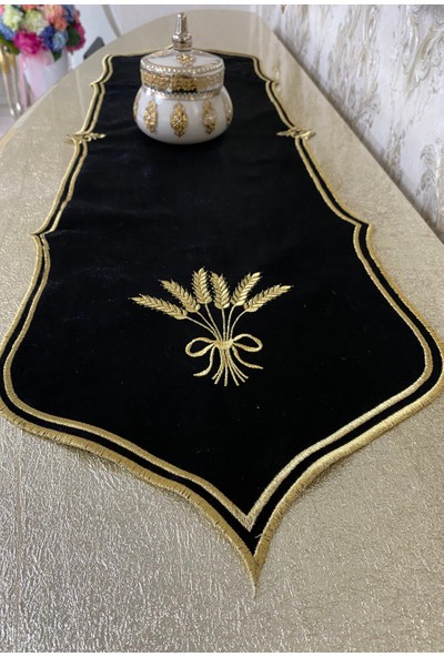 Bernoli Başak Sırma Kadife Nakışlı Runner 32*130 cm Siyah-Gold Bernoli Başak Sırma Kadife Nakışlı Runner 32*130 cm Siyah-Gold