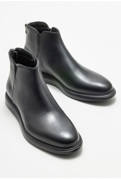 Elle Siyah Deri Erkek Günlük Bot