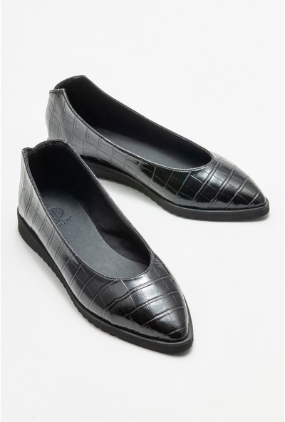 Elle Siyah Kadın Babet