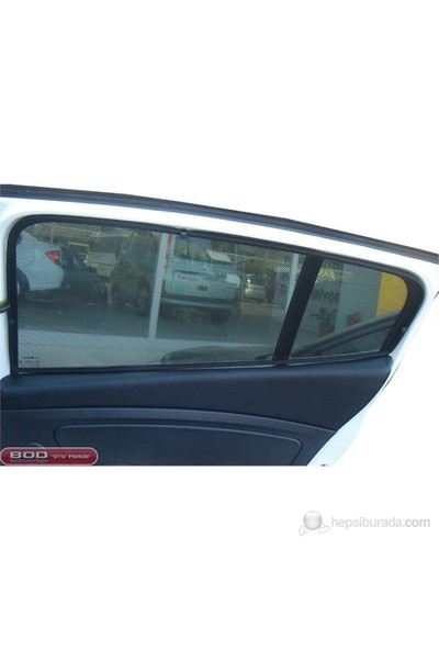 Renault Megane 3 Hatchback Perde Bod