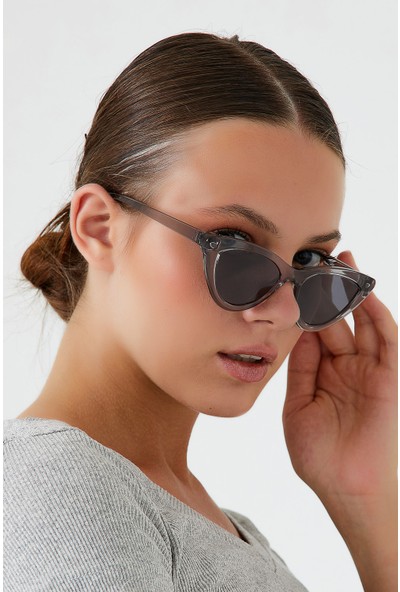 Modalucci 6891436300737 Kadın Güneş Gözlüğü Modalucci 6891436300737 Kadın Güneş Gözlüğü