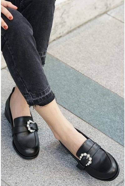 Mio Gusto Siyah Deri Inci Tokalı Kadın Oxford Ayakkabı