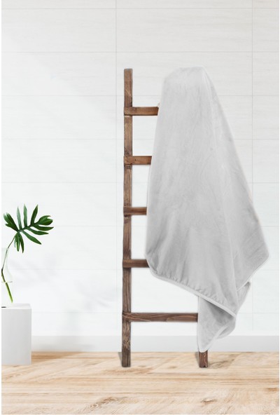 Miabella Home Tek Kişilik 4 Mevsim Peluş Battaniye Miabella Home Peluş Battaniye Miabella Home Tek Kişilik 4 Mevsim Peluş Battaniye Miabella Home Peluş Battaniye