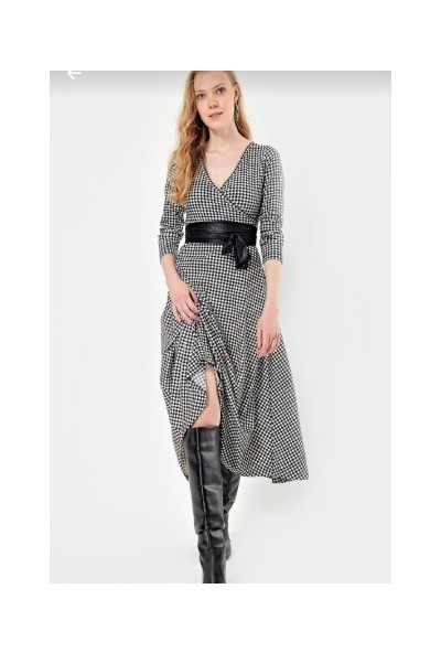 Butik Şımarık Kadın Büyük Beden Kazayagı Desen Süet Kumaş Full Likralı Kemer Dahil Elbise Boy 120CM