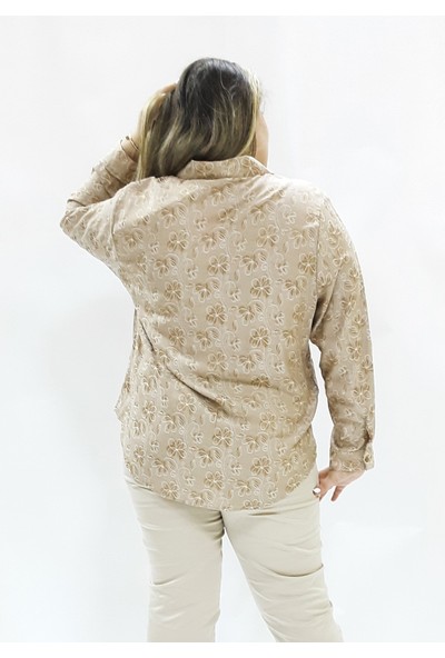 Enisse Bej Renk Kendinden Desenli Büyük Beden Gömlek