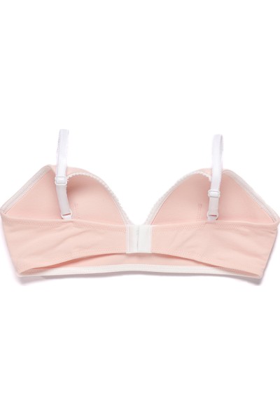 Dagi Beyaz Ilk Sütyenim Dagi Beyaz Ilk Sütyenim