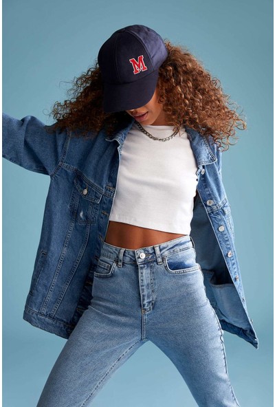 DeFacto Yırtık Detaylı Oversize Fit Jean Ceket V5042Az21Au