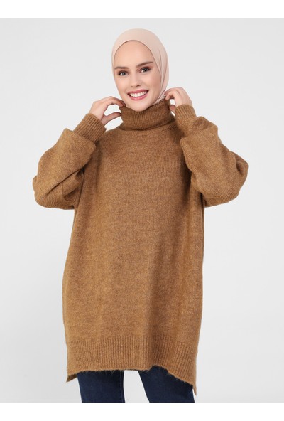 Refka Yanı Yırtmaç Detaylı Yüksek Yaka Uzun Triko Tunik - Bronz - Refka Casual Refka Yanı Yırtmaç Detaylı Yüksek Yaka Uzun Triko Tunik - Bronz - Refka Casual