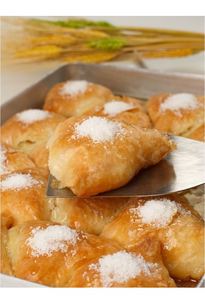 Şerbetli Üçgen Laz Böreği 1 kg