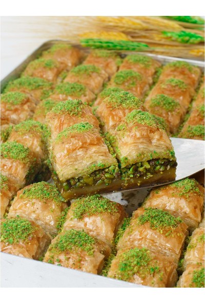 Fıstıklı Baklava 1 kg Fıstıklı Baklava 1 kg