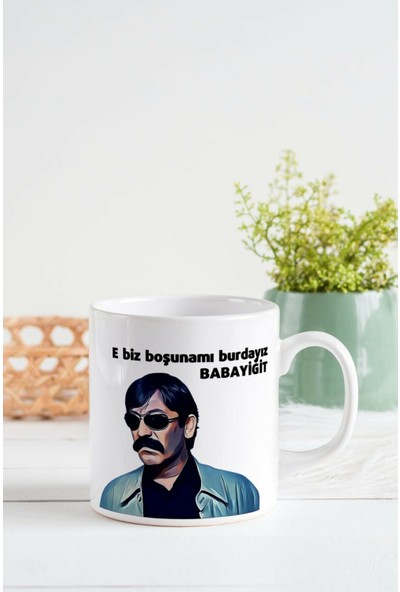 Kupgade Pala E Biz Boşuna Mı Burdayız Babayiğit Baskılı Seramik Kahve Çay Kupası Kupgade Pala E Biz Boşuna Mı Burdayız Babayiğit Baskılı Seramik Kahve Çay Kupası