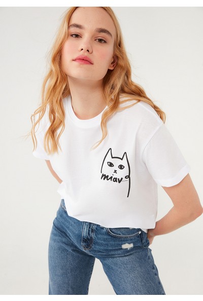 Mavi Kedi Baskılı Beyaz Tişört Mavi Kedi Baskılı Beyaz Tişört