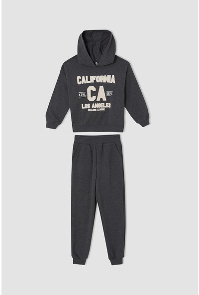 DeFacto Kız Çocuk Regular Fit Baskılı Kapüşonlu Geri Dönüşümlü İçi Yumuşak Tüylü Sweatshirt Jogger Takım V0422A621AU DeFacto Kız Çocuk Regular Fit Baskılı Kapüşonlu Geri Dönüşümlü İçi Yumuşak Tüylü Sweatshirt Jogger Takım V0422A621AU