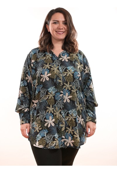 Mavi Çiçekli Büyük Beden Kadın Gömlek Mavi Çiçekli Büyük Beden Kadın Gömlek