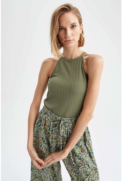 DeFacto Regular Fit Halter Yaka Fittilli Atlet V8658AZ21HS