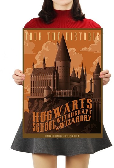 Caph Design Hogwarts - Harry Potter - Vintage Kraft Poster - 32X45CM