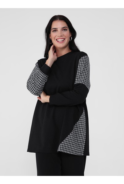 Alia Büyük Beden Doğal Kumaşlı Kazayağı Desenli Tunik - Siyah - Alia Alia Büyük Beden Doğal Kumaşlı Kazayağı Desenli Tunik - Siyah - Alia