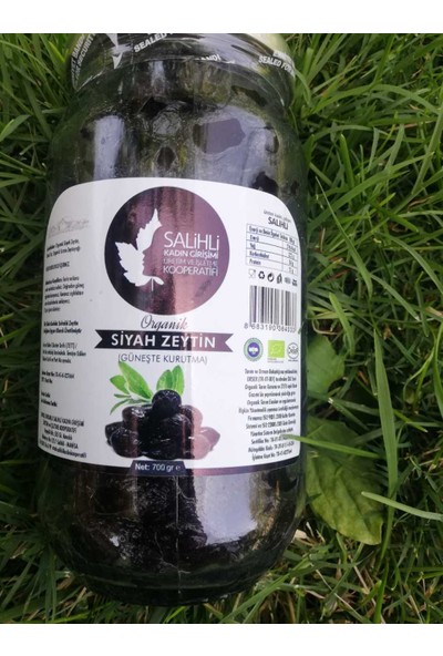Organik Siyah Zeytin Güneşte Kurutma Organik Siyah Zeytin Güneşte Kurutma