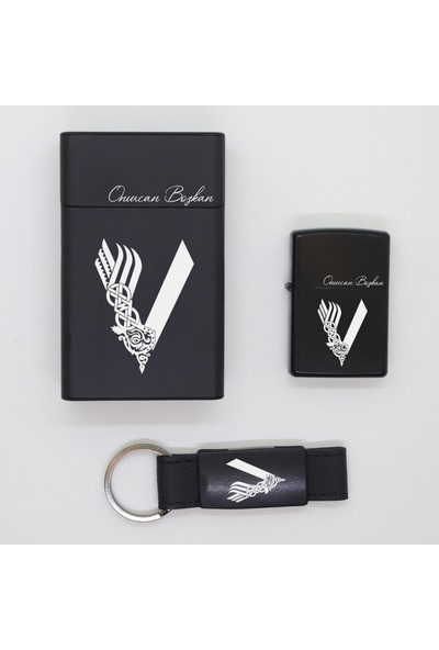 Ada Lazer Kişiye Özel Vikings Metal Sigara Kutusu, Zippo Çakmak ve Anahtarlık Seti Ada Lazer Kişiye Özel Vikings Metal Sigara Kutusu, Zippo Çakmak ve Anahtarlık Seti