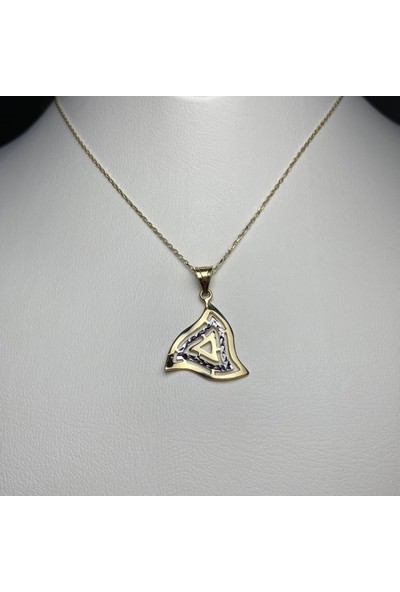 Hür Gold 14 Ayar Altın Üçgen Modelli Kolye