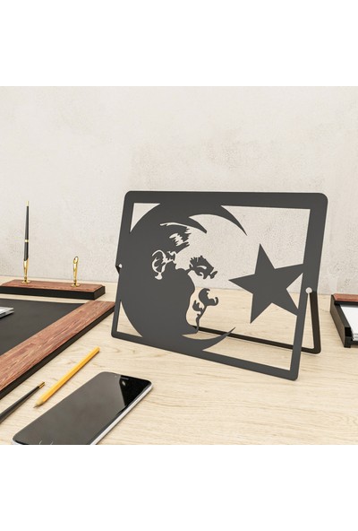 Lamizon Atatürk Ay Yıldız Bayrak Masaüstü Ayaklı Metal Dekor (Siyah)