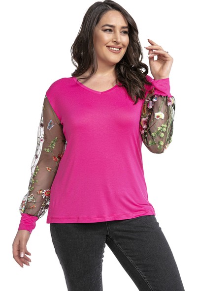 Buketli V Yaka Çiçekli Tül Kol Detaylı Fuşya Bluz Buketli V Yaka Çiçekli Tül Kol Detaylı Fuşya Bluz