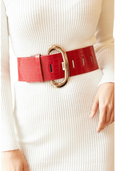 Butikburuc Kadın Kırmızı Yılan Desenli Kalın Tokalı Suni Deri Kemer Butikburuc Kadın Kırmızı Yılan Desenli Kalın Tokalı Suni Deri Kemer
