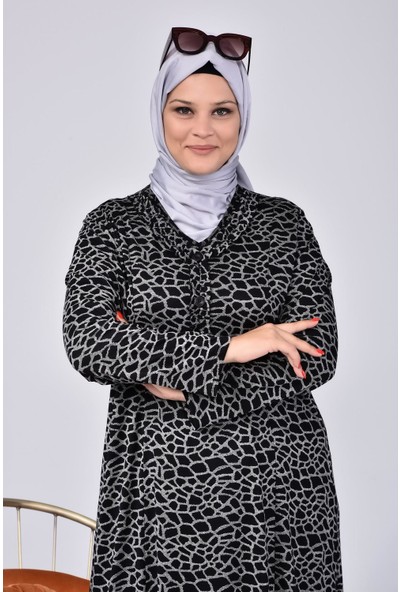 FERACE Kadın Büyük Beden Yakası Fırfırlı Tesettür Anne Elbisesi Yakma Yapmaz Terletmez FERACE Kadın Büyük Beden Yakası Fırfırlı Tesettür Anne Elbisesi Yakma Yapmaz Terletmez