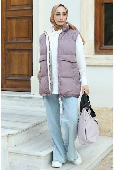 By Kübra Özkan Şişme Yelek