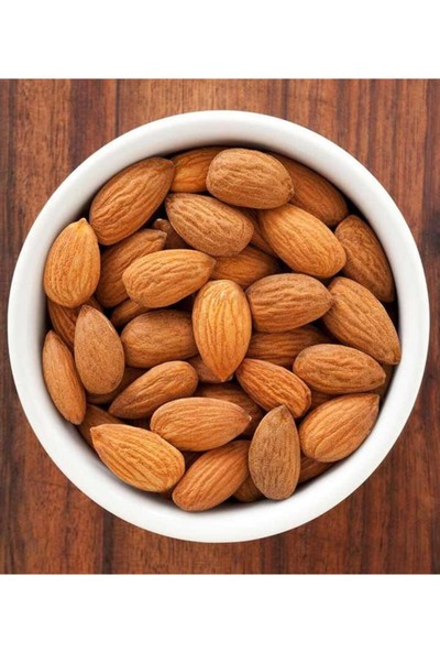 By Tuna Kuruyemiş Yerli Çiğ Badem İçi 1 kg By Tuna Kuruyemiş Yerli Çiğ Badem İçi 1 kg
