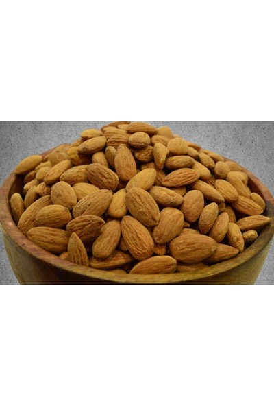 By Tuna Kuruyemiş Çiğ Badem 1 kg By Tuna Kuruyemiş Çiğ Badem 1 kg