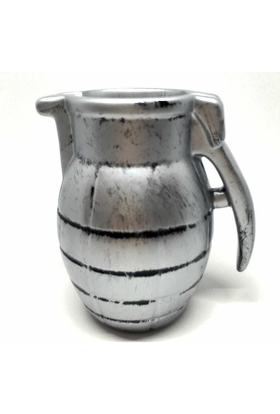 Keyfi Sepet El Bombası Şeklinde Küllük