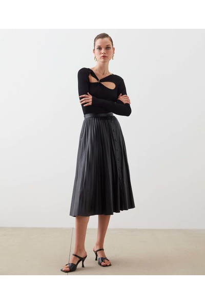 İpekyol Piliseli Deri Etek