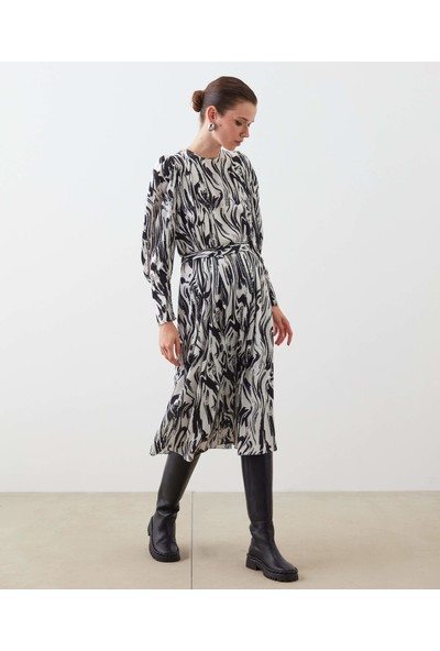 İpekyol Desenli Midi Elbise