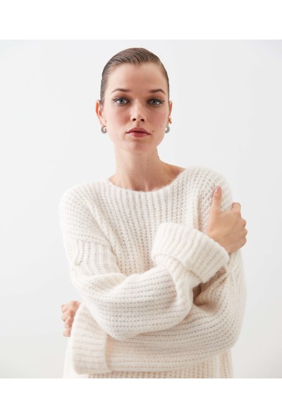 İpekyol İnci Aksesuarlı Kazak