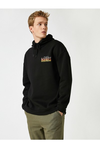 Koton Marvel Kapsonlu Sweatshirt Lisansli Baskili